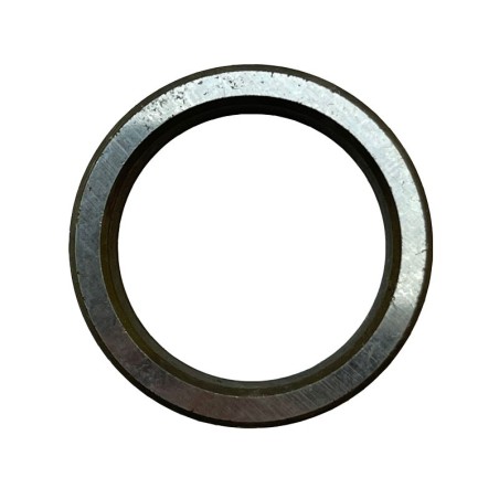 Spacer pinion outer bearing differential